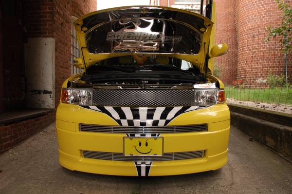Photo Gallery - D2BD Funky Disco Taxi
